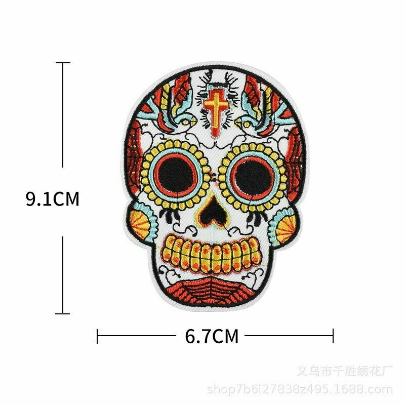 Нашивка Череп, 91 х 67 мм, белый