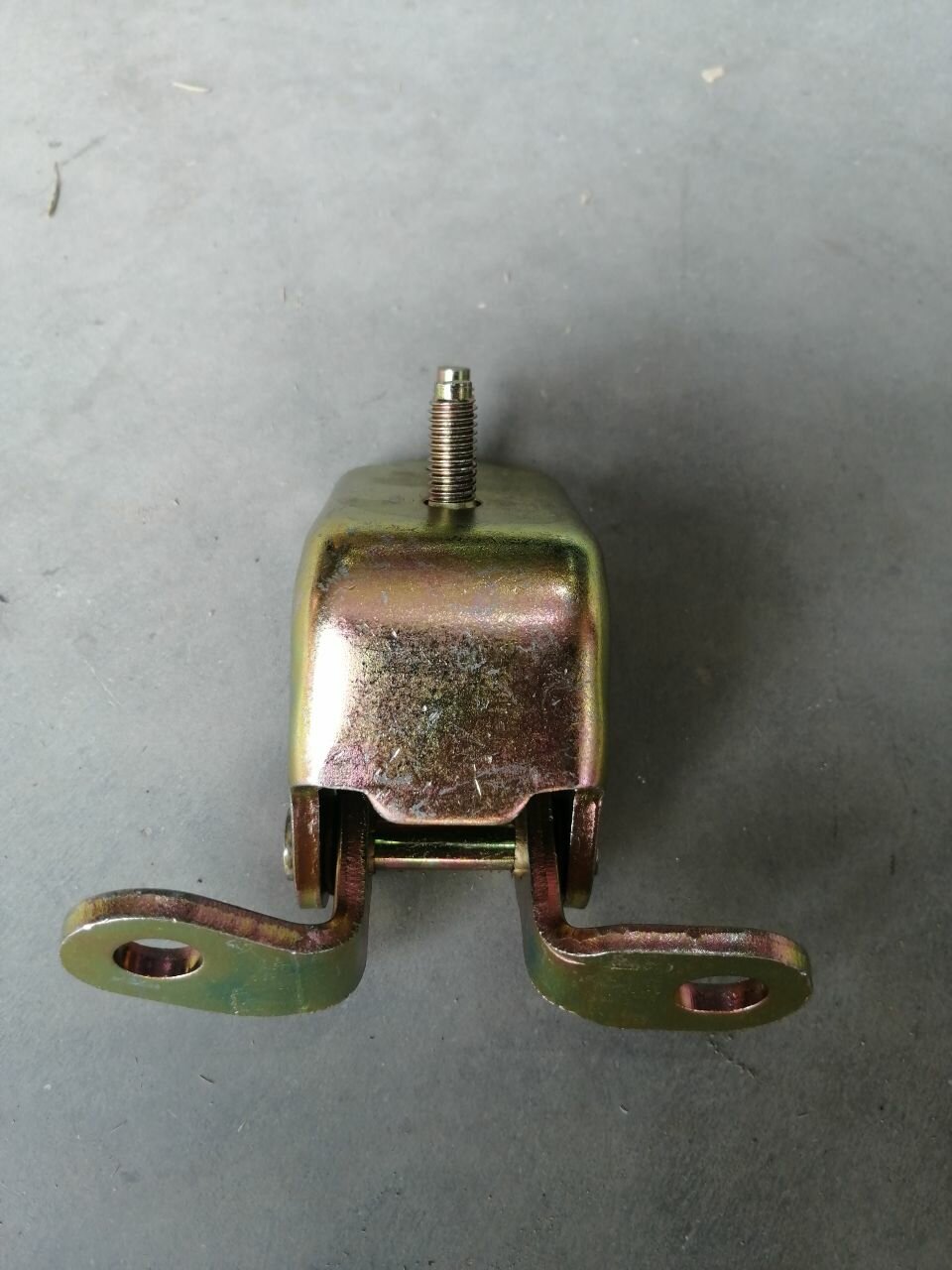 Петля нижняя двери задней правой Haval H6 [1.5 16V 6MT внедорожник 4X2 бензин] 6206400XKZ36A