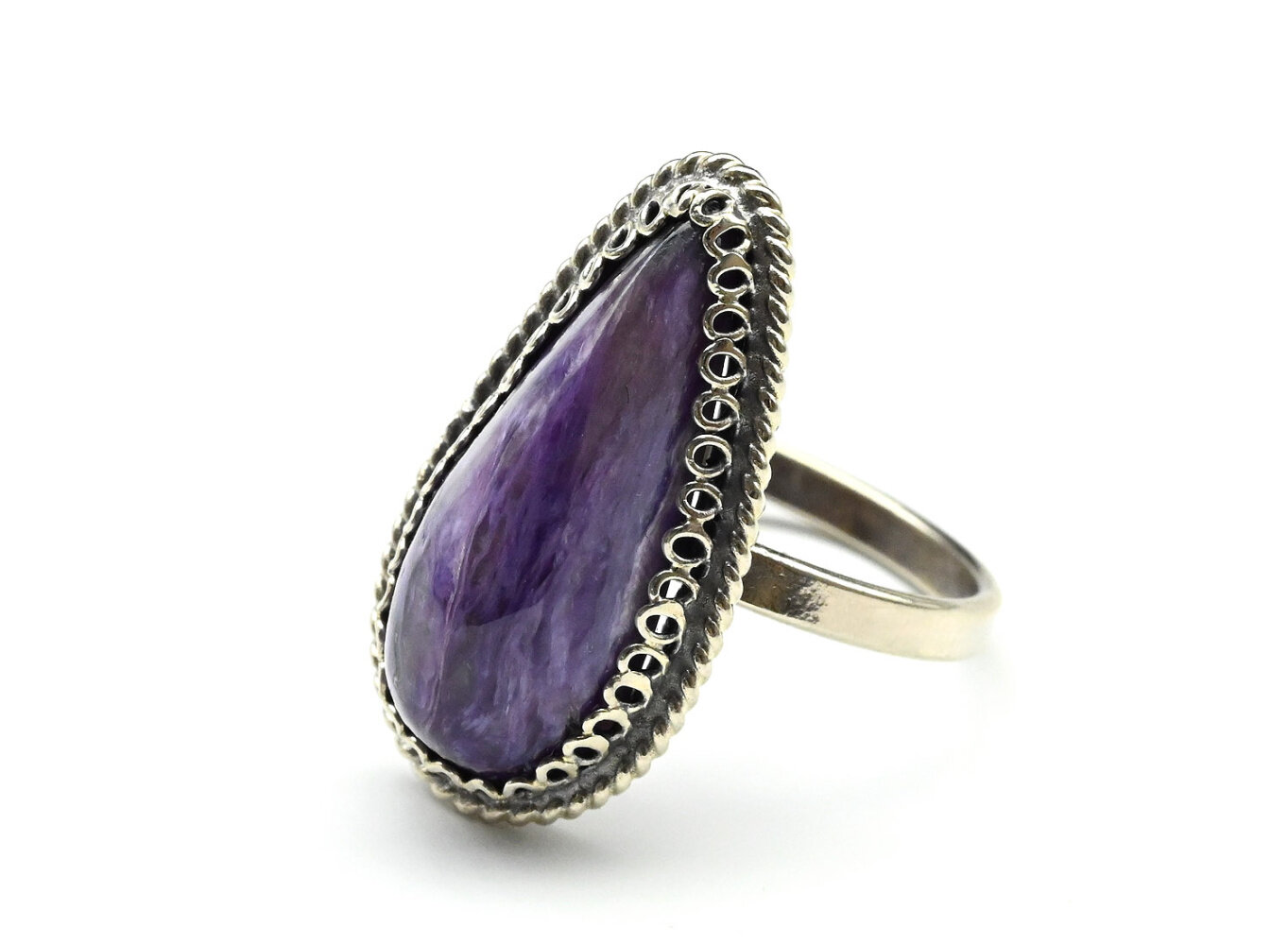 Кольцо, чароит