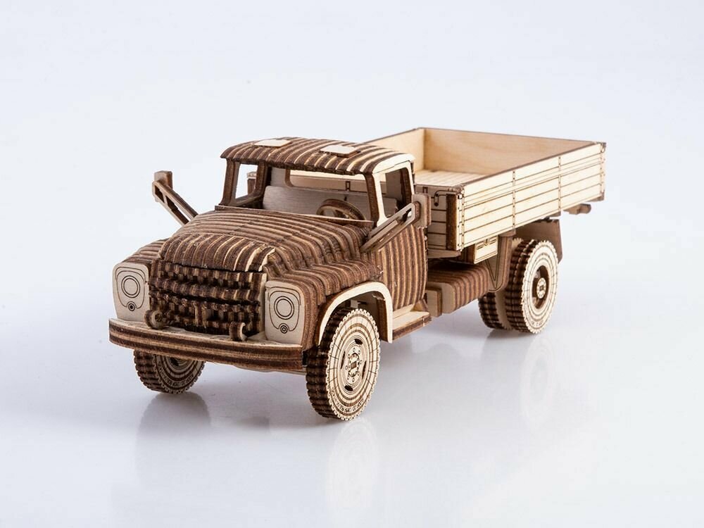 Сборная модель ЗИЛ 130-Бортовой