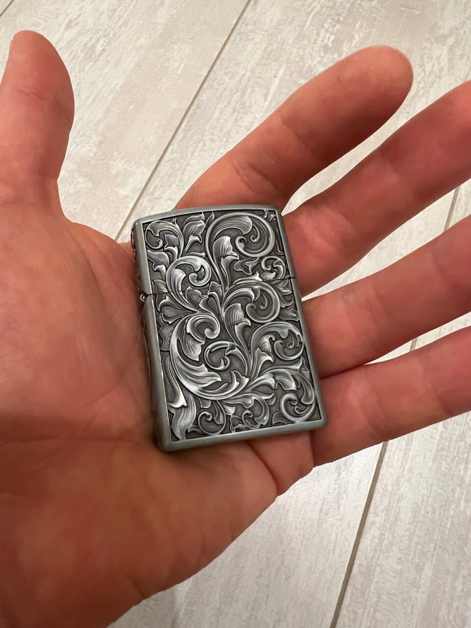 Сувенирная зажигалка Zorro бензиновая без заправки Узоры Серебро