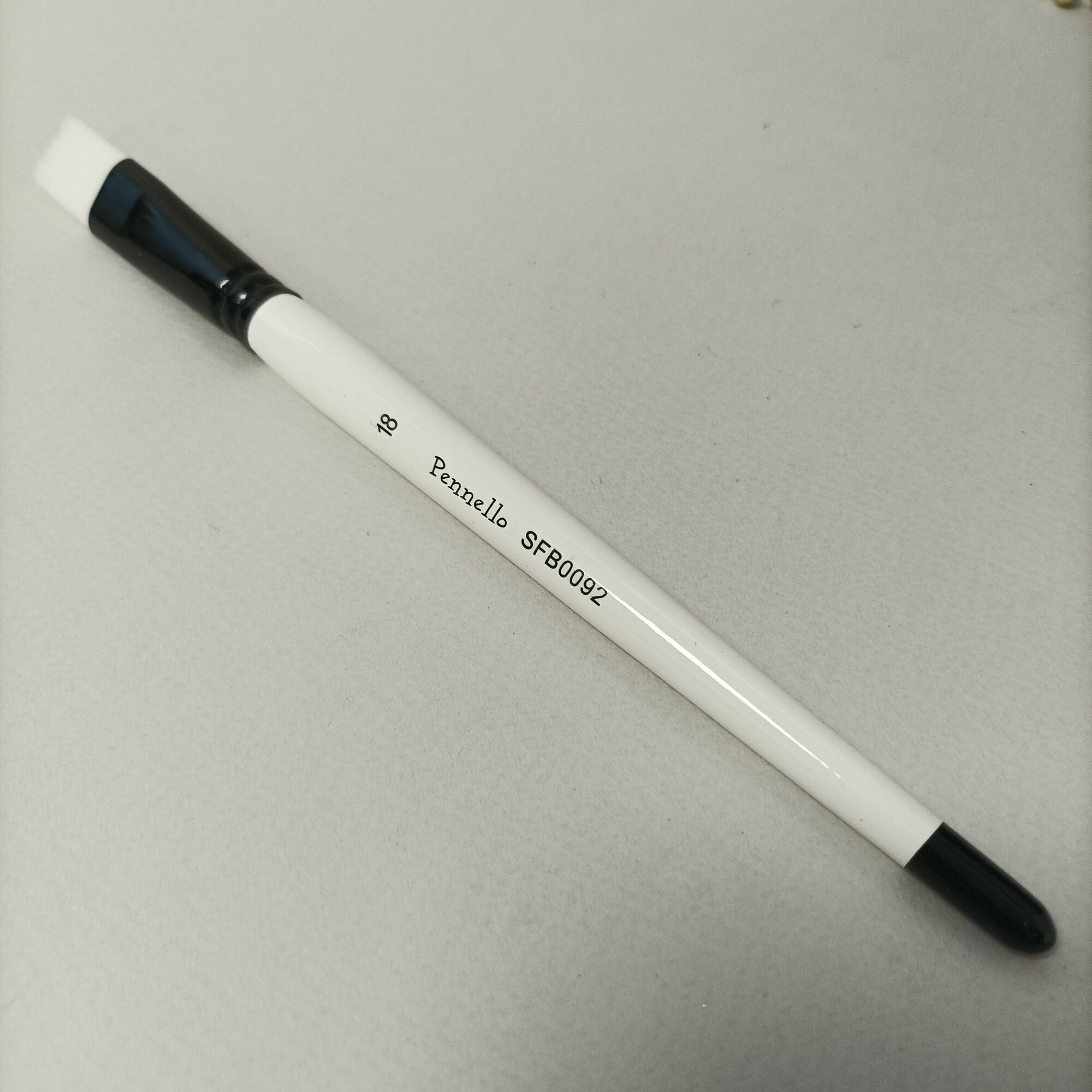 Кисть синтетика жесткя плоская N 18 короткая ручка Pennello