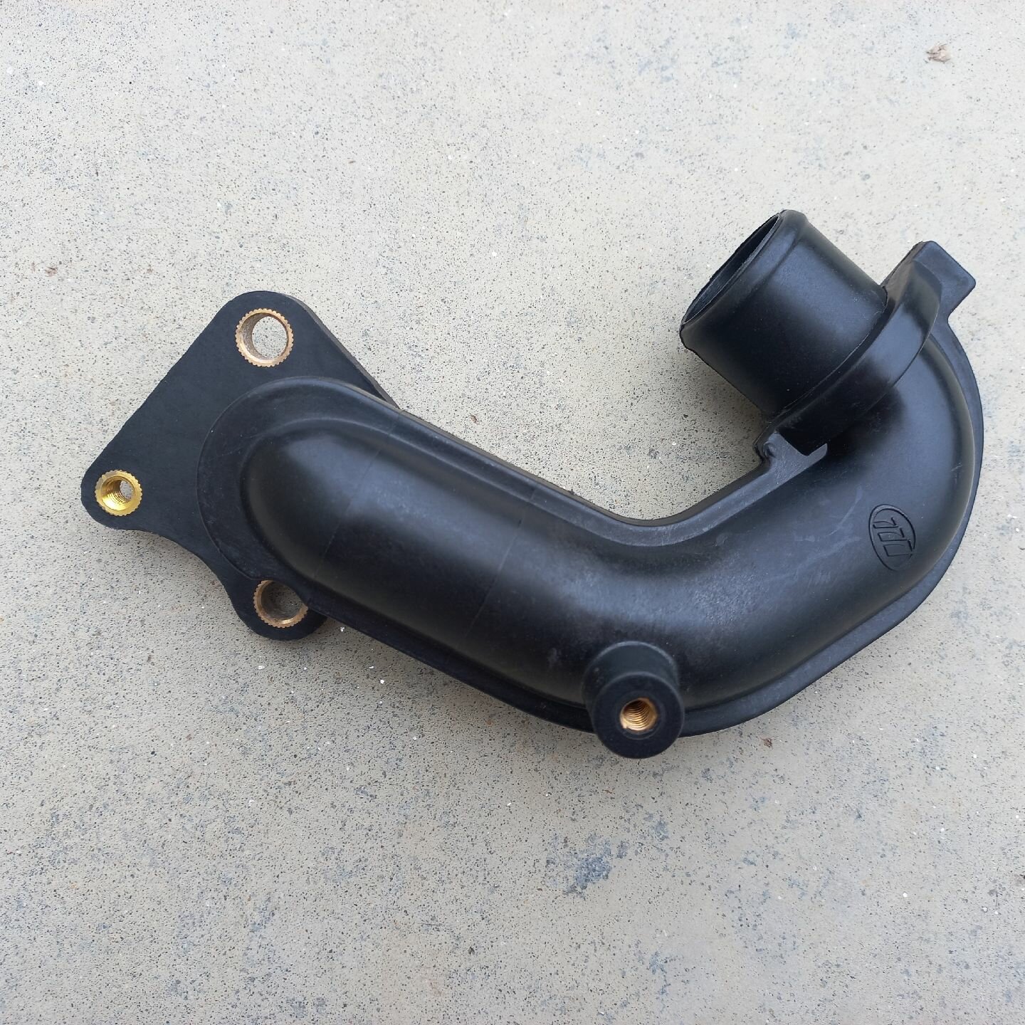 Патрубок к водяному насосу Lifan Smily NEW (330) [1.3 16V CVT хетчбэк] LF479Q11307013A