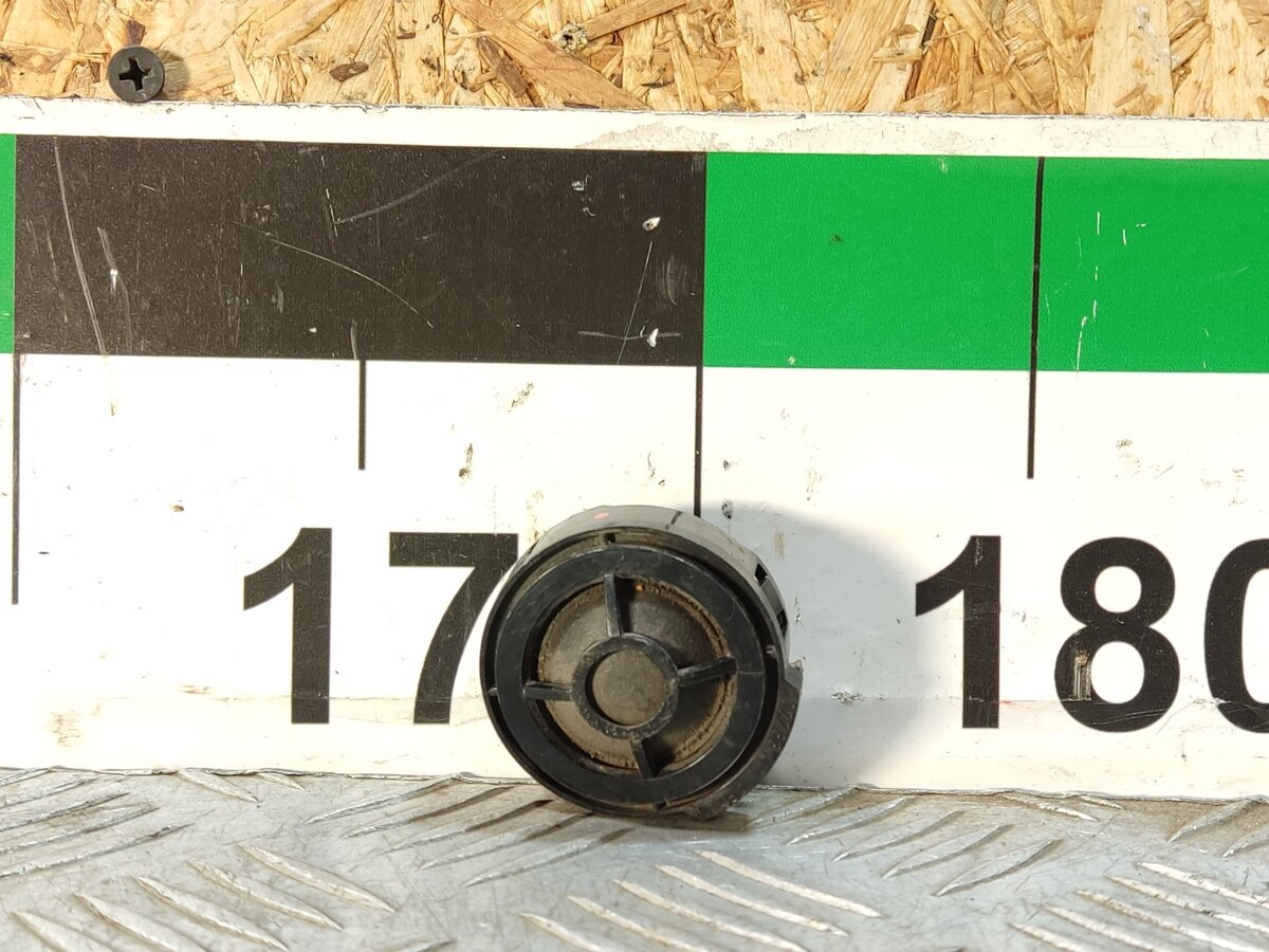 Динамик AUDI A4 2005-2007 8E0035399