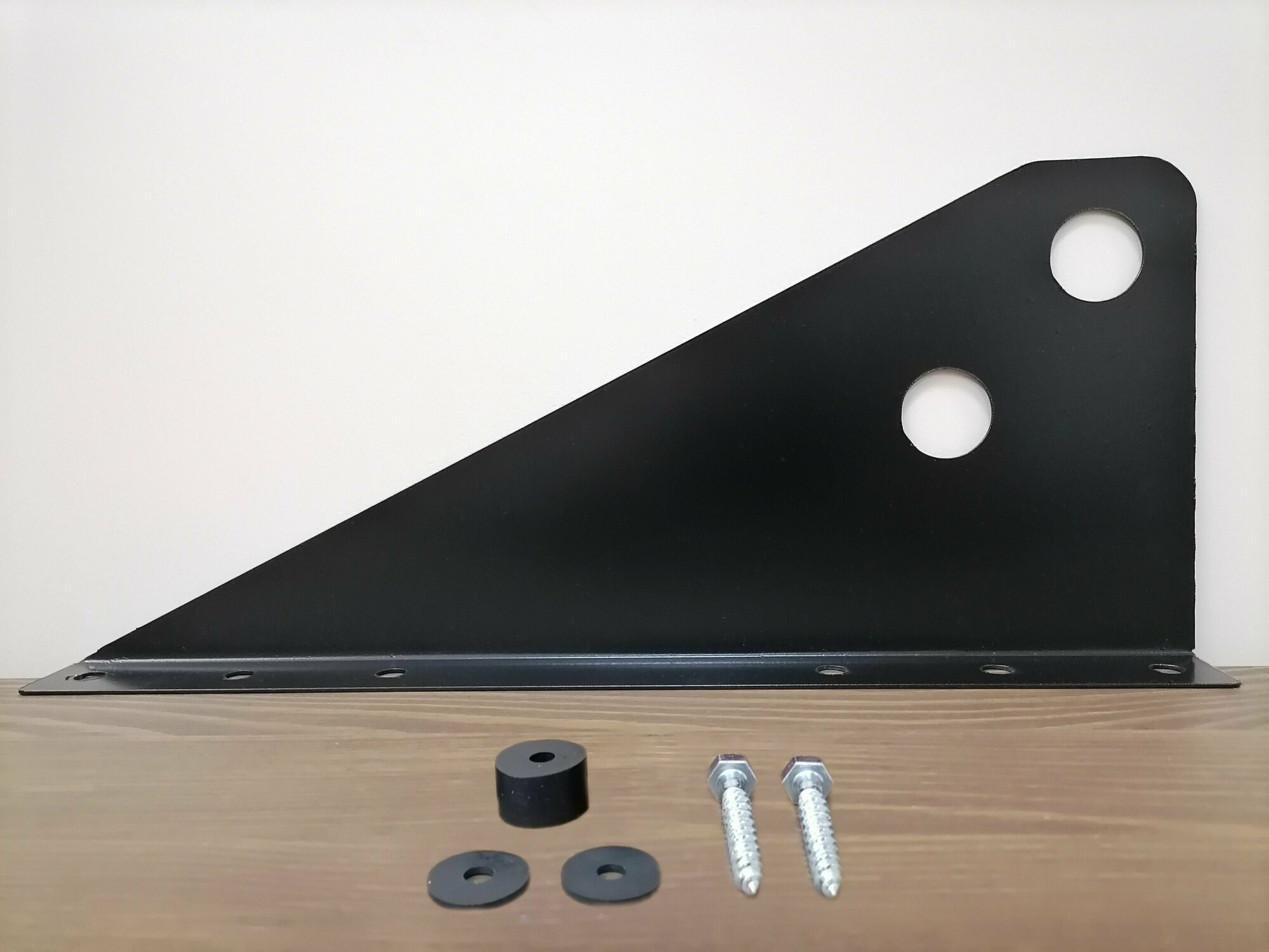 Кронштейн с крепежом для снегозадержателя 25 мм RAL 9005 черный