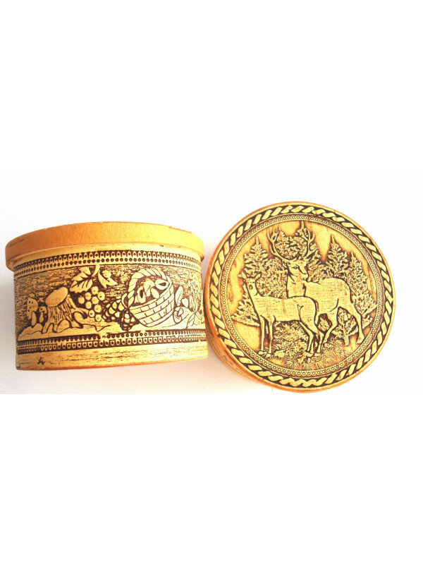 Шкатулка "Олень" 10 * 10 * 6 см. Береста. Ручная работа