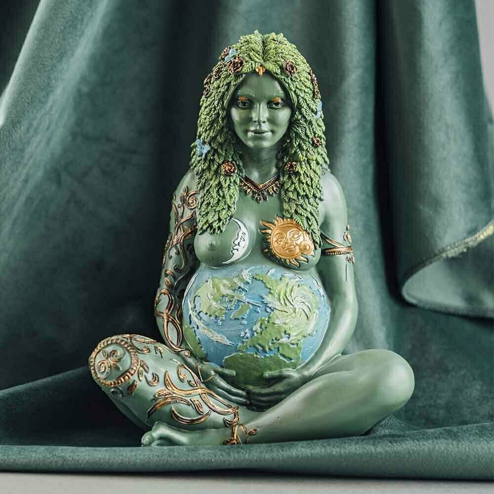 Статуэтка "Гайя, Мать - Земля" "Мир Магии"