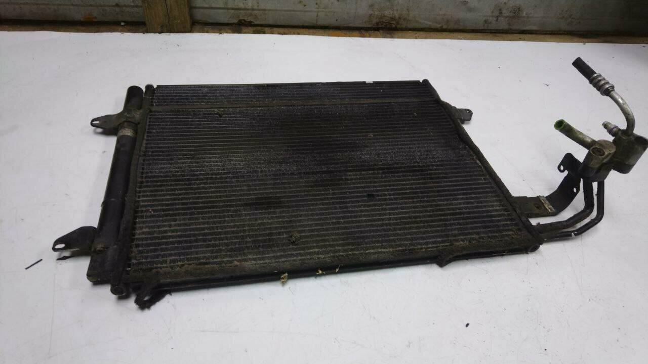 Радиатор кондиционера Volkswagen Golf 5 (2003 - 2009) 1T0820191A