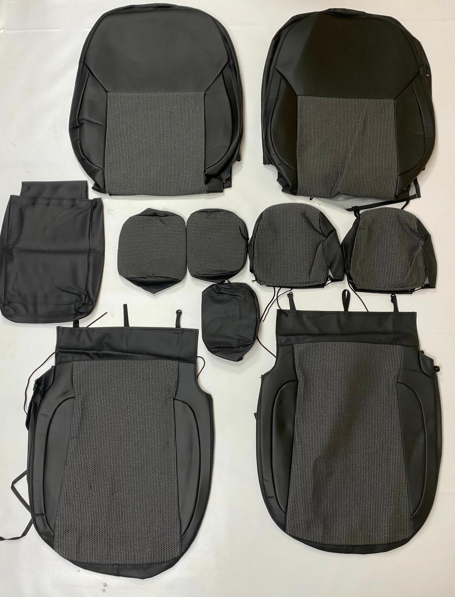 Чехлы Динас Skoda Rapid c 2014/Volkswagen Polo c 2020 жаккард +экокожа