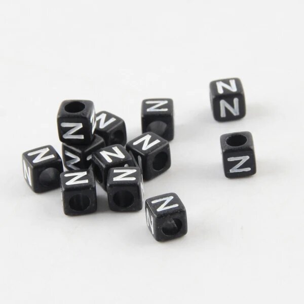 Квадратные акриловые бусины с буквами 6 х6 мм, черные и белые бусины алфавита для изготовления ювелирных изделий своими руками, серьги, ожерелья, браслета, амулетные аксессуары