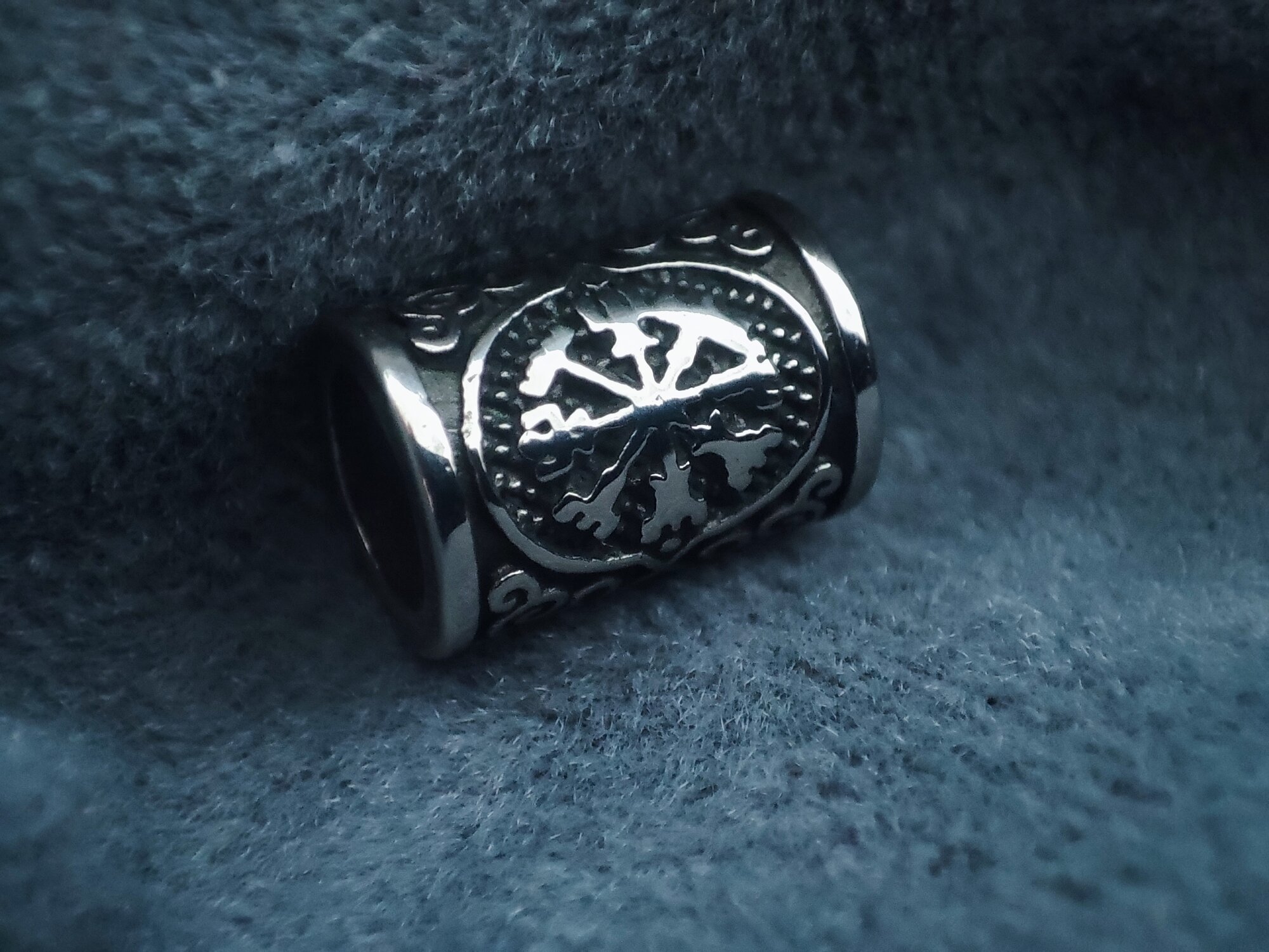 Бусина " снежинка " для браслета, подвески, украшение, можно вплетать в бороду, подарок