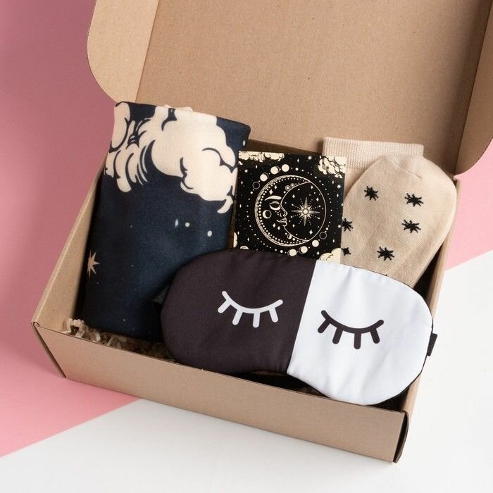 Набор подарочный Этель женский "Sun/Moon" плед, носки, маска