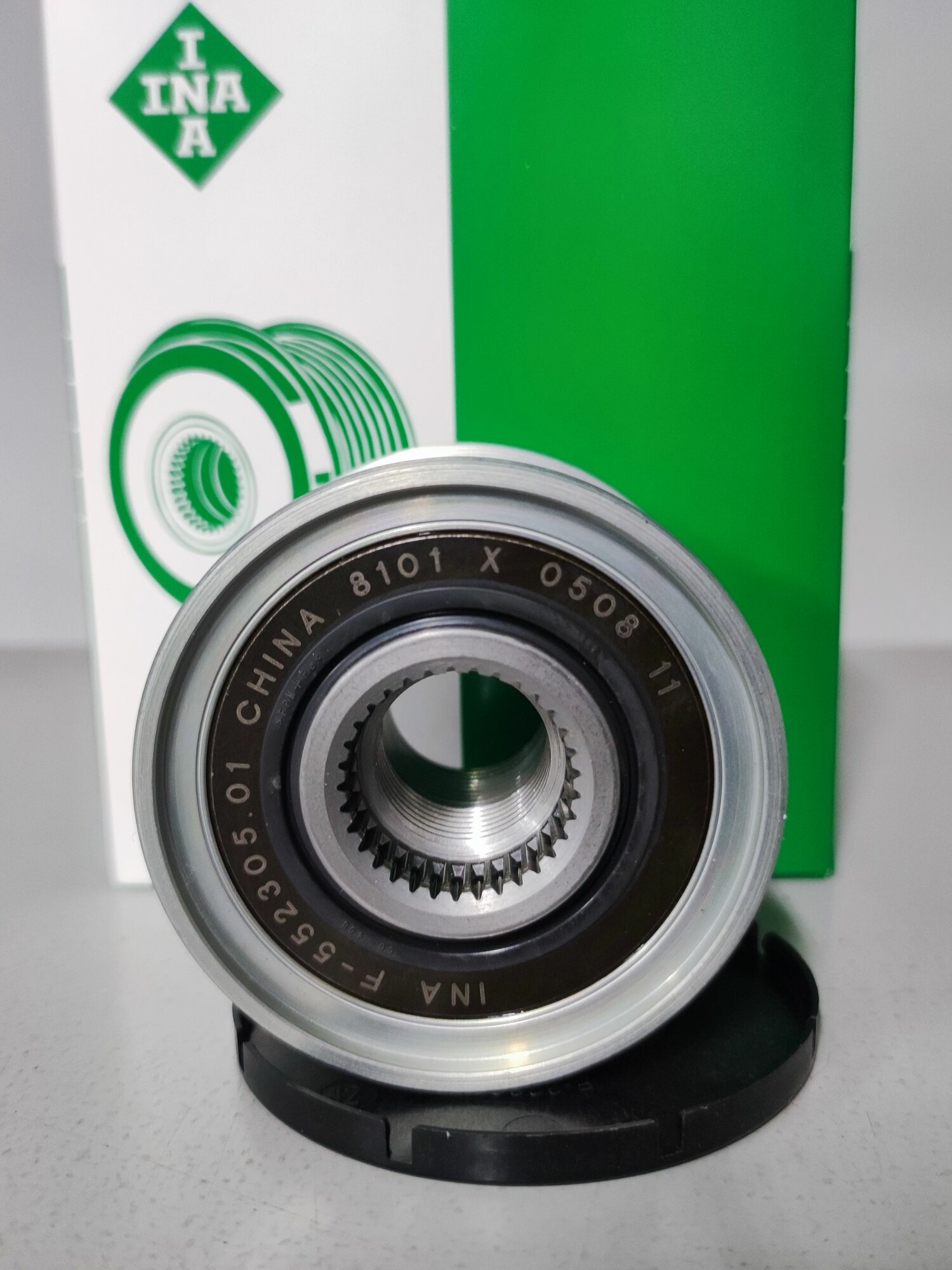 Обгонная муфта генератора INA 535015310 F-552305. XX