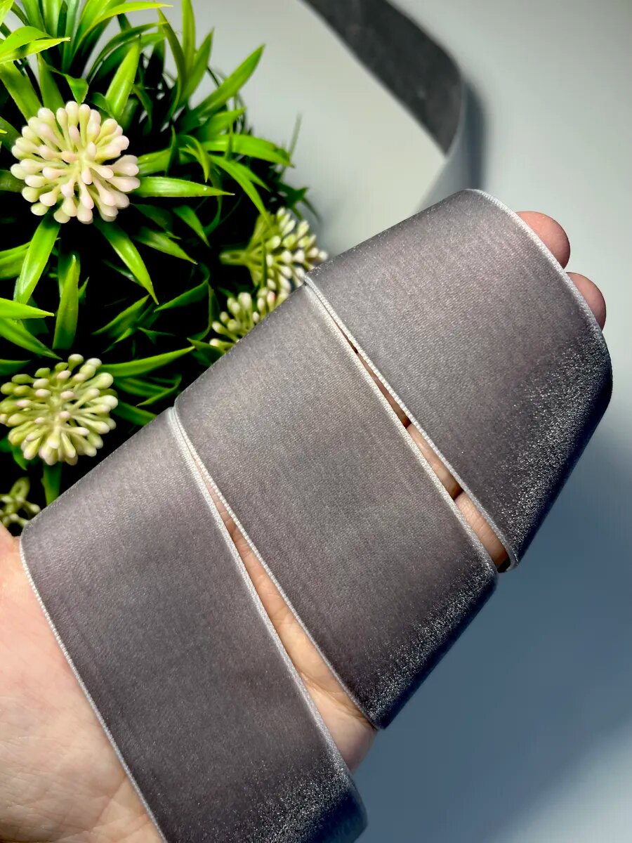 Лента бархатная широкая