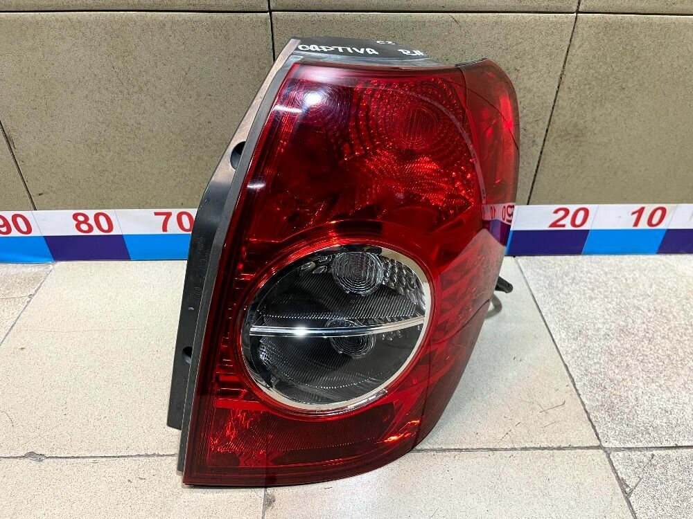 Фонарь задний правый Chevrolet Captiva 96626996