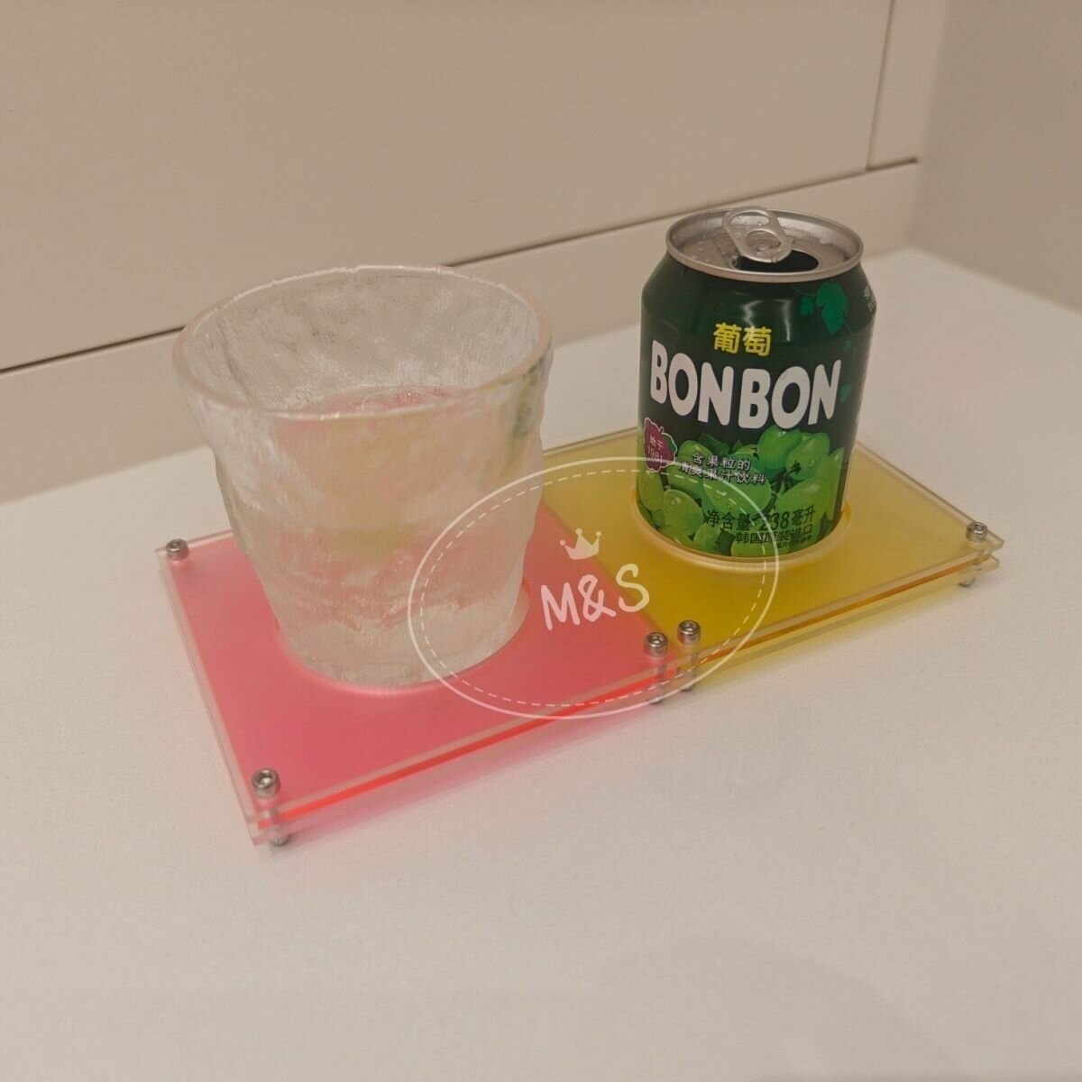 Яркие акриловые подставки для напитков в стиле дофамин, оригинальные настольные подставки, акриловые подставки для демонстрации, квадратные подставки ручной работы.