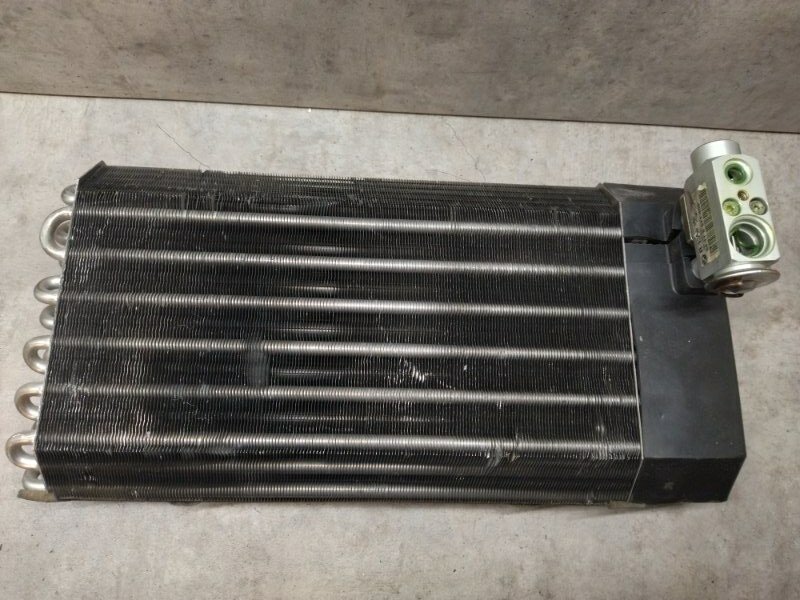 Испаритель кондиционера BMW 7 E38 64118371459