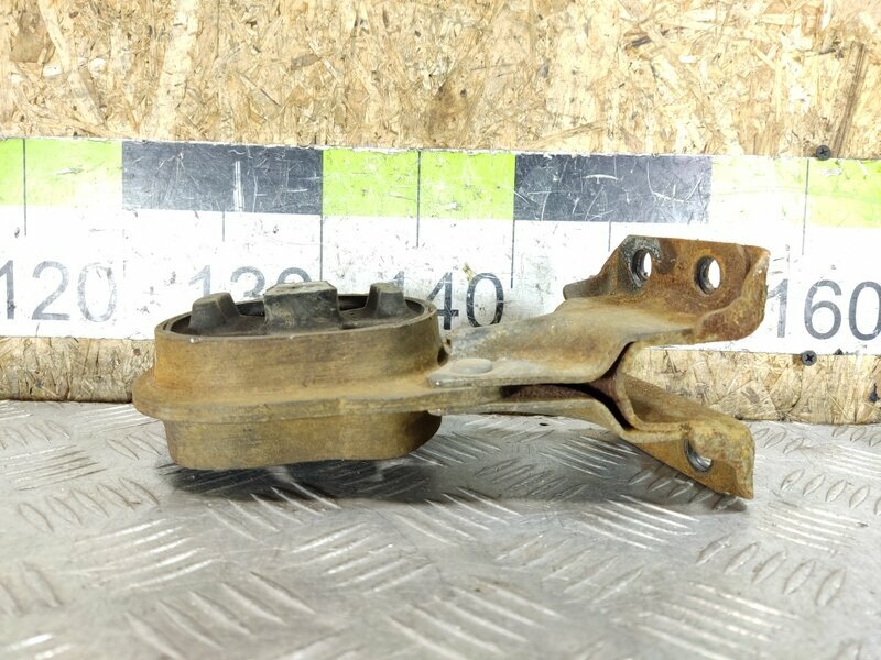 Опора двигателя VAZ 2114 21080100101582