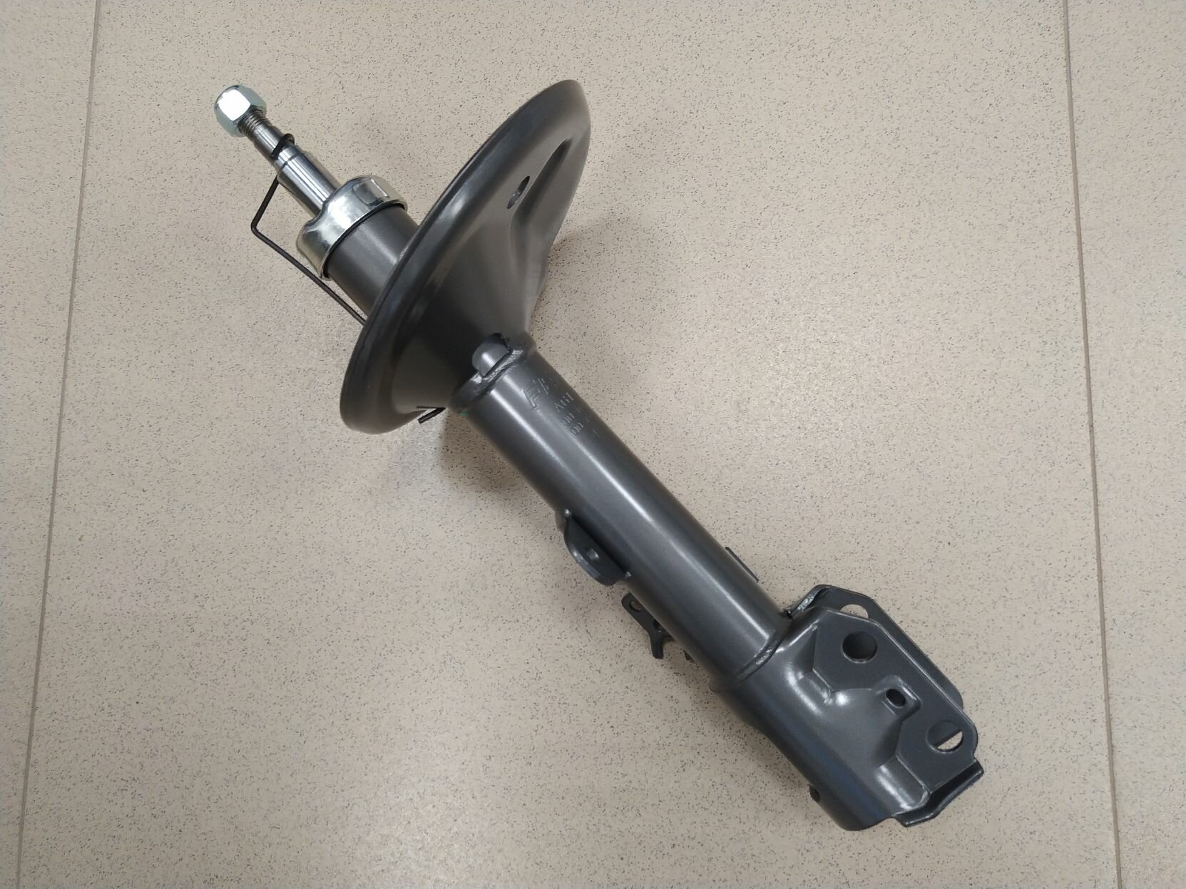Амортизатор передний правый FENOX Vortex Tingo FL (2012-2014) [1.8 16V 5MT внедорожник]