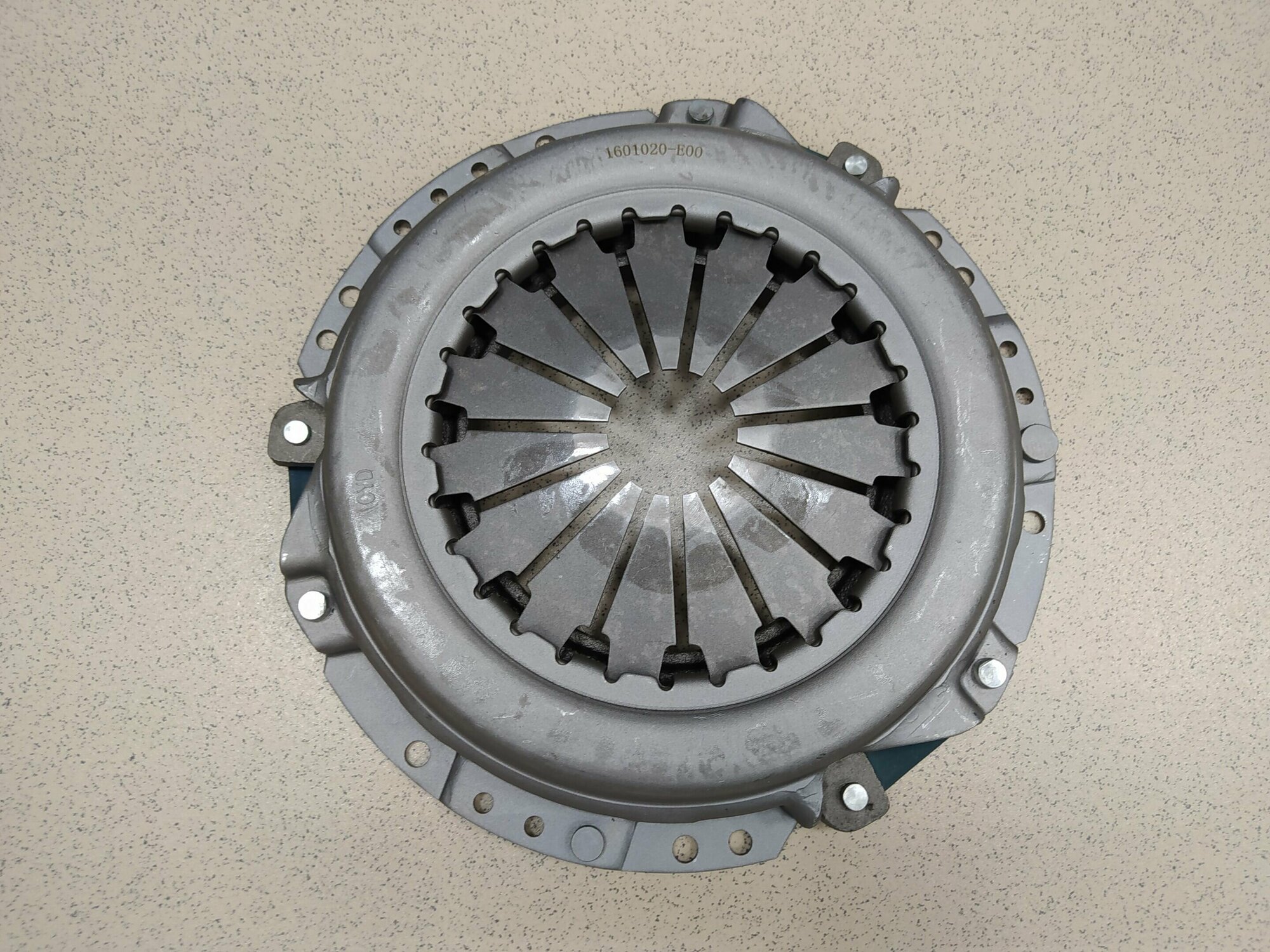 Корзина сцепления (электрораздатка) Great Wall Safe [2.2 8V 5MT внедорожник 4X4] 1601020E00