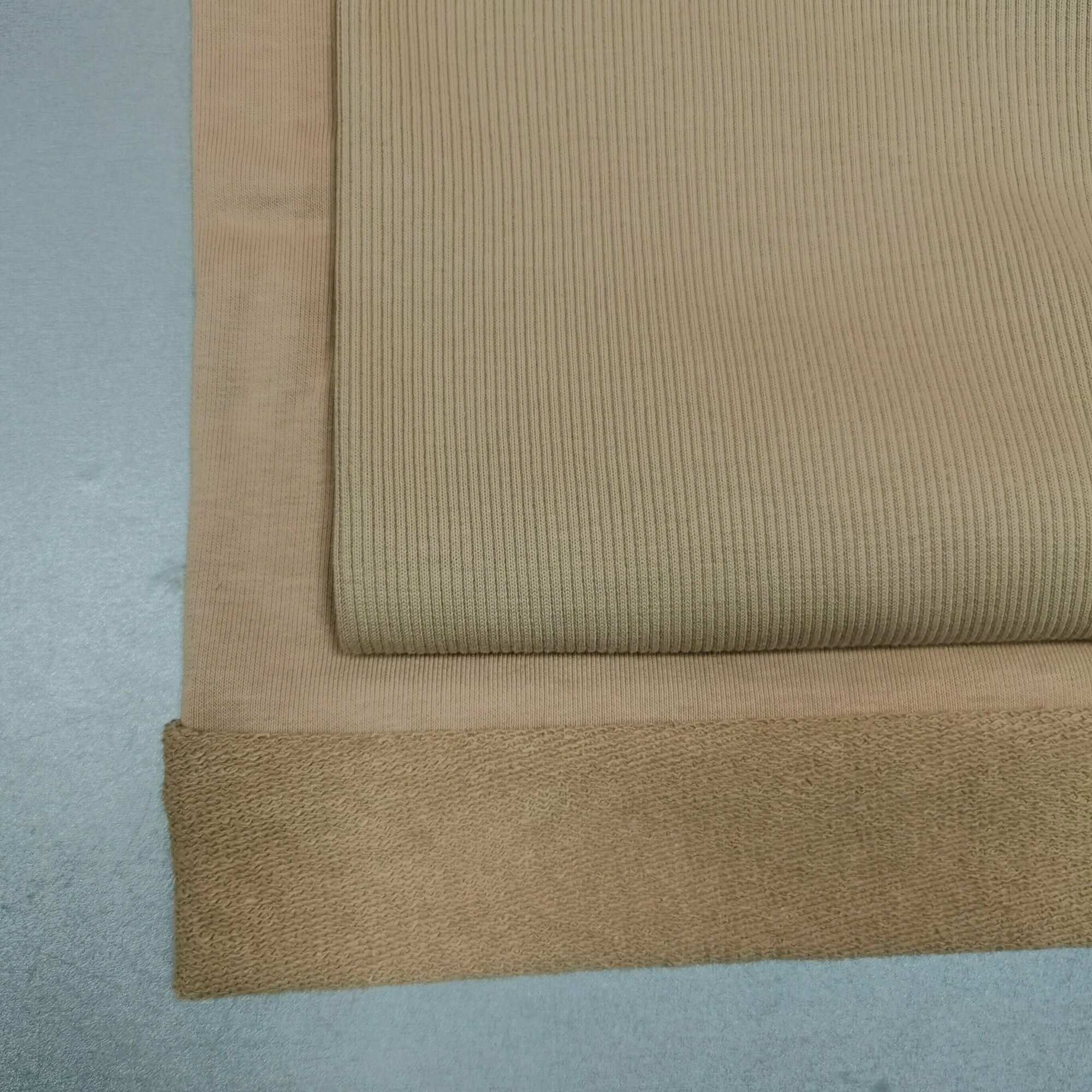 Набор Футер 3-х нитка петля 150х180 (плотность 320гр/м2.) + кашкорсе 50х120 (плотность 420гр/м2)