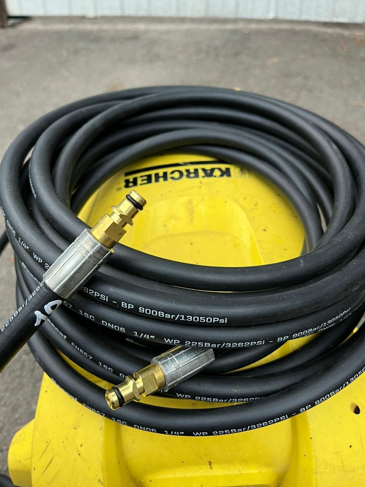 Шланг высокого давления на мойку KARCHER- резиновый со стальным армированием, 20 метров (штуцер-штуцер)