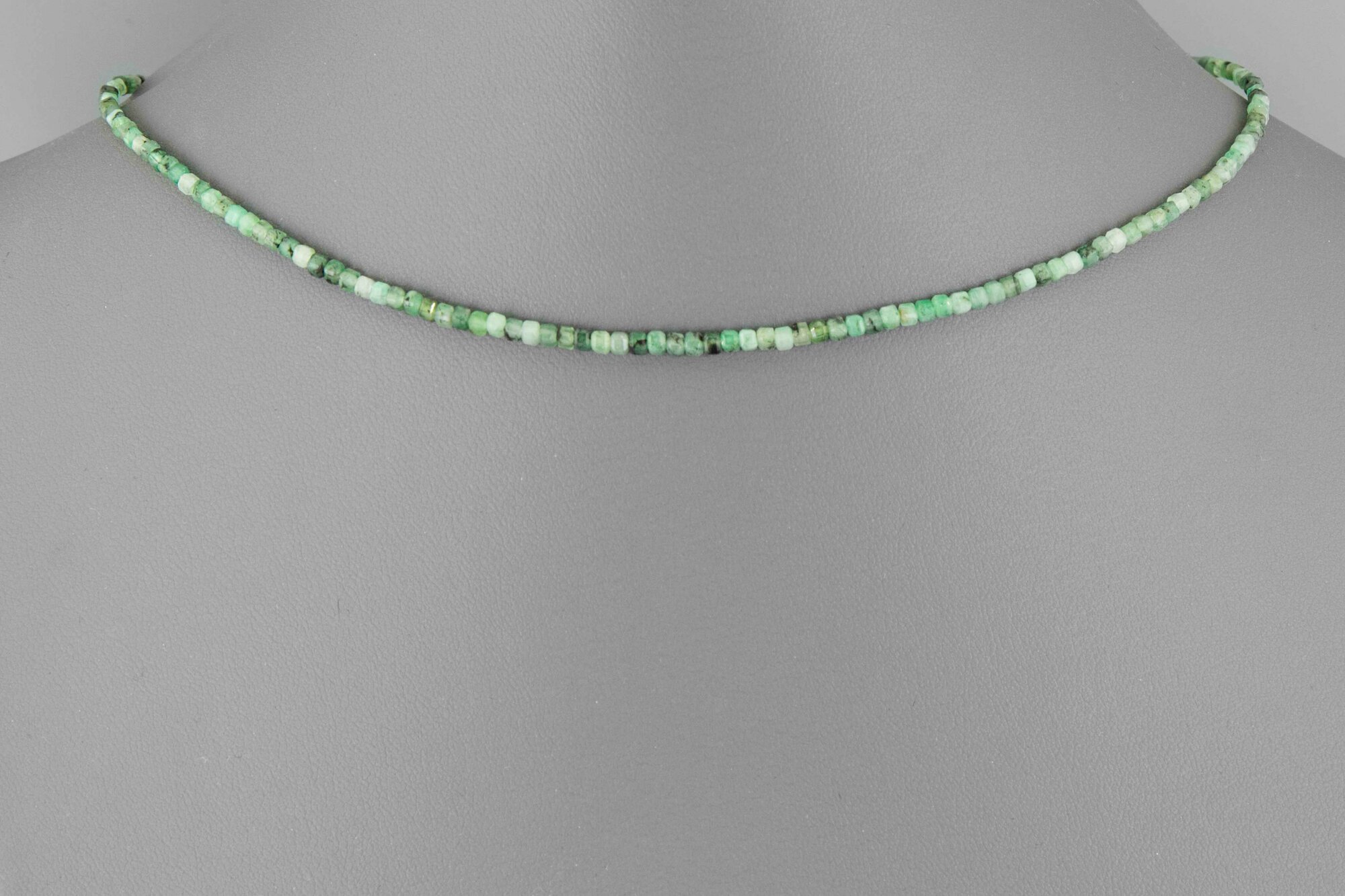 Бусы, берилл