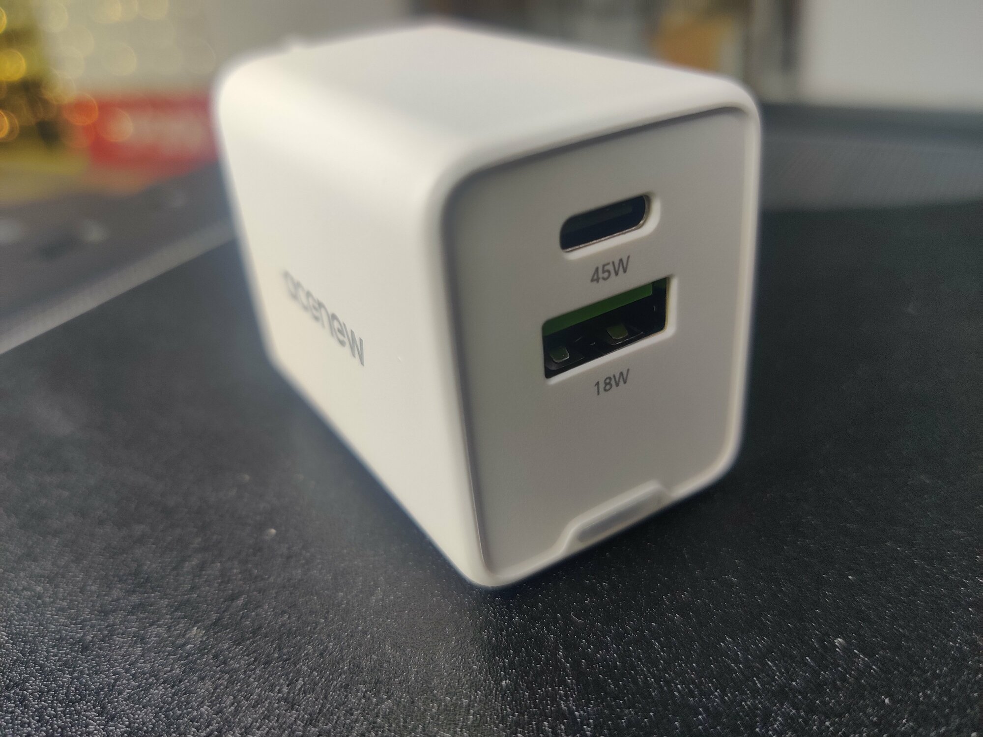 Сетевое зарядное устройство Acenew 45w GAN USB(A+C) PD3.0, QC4, белое