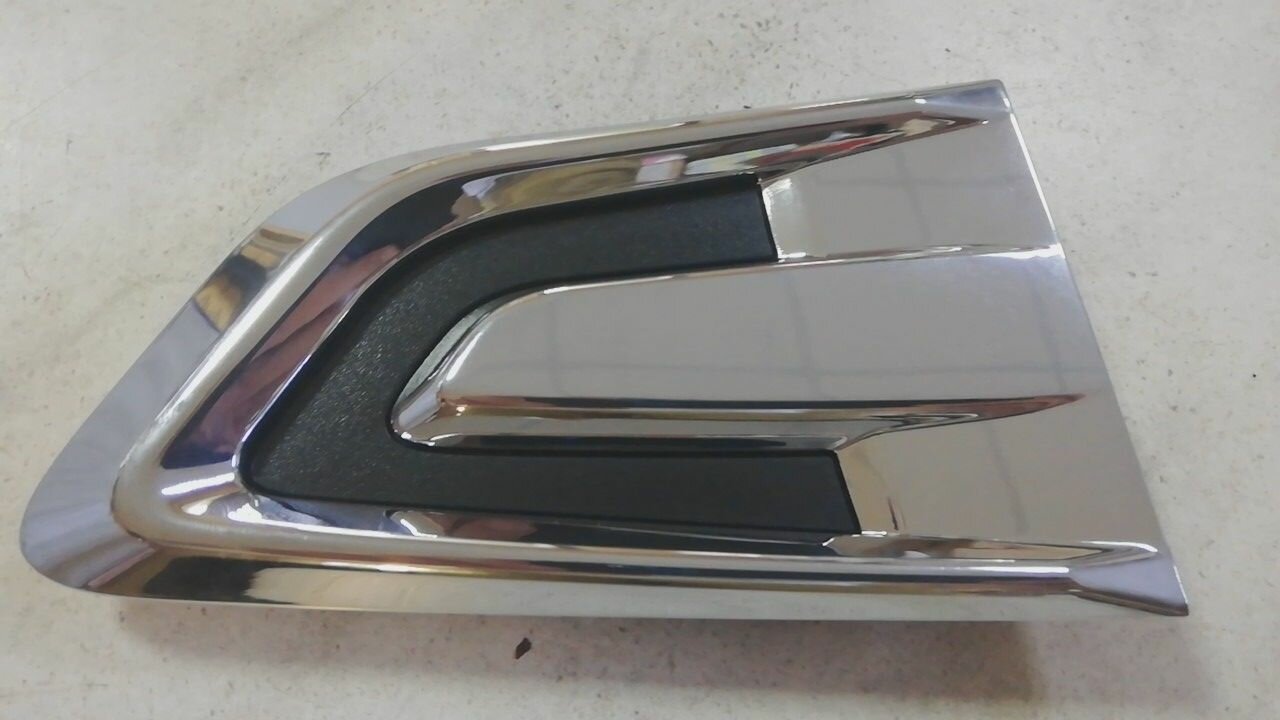 Накладка декоративная переднего крыла правая JAC S5 рестайлинг (2018+) [2.0 16V 5MT внедорожник] 5522020U1510