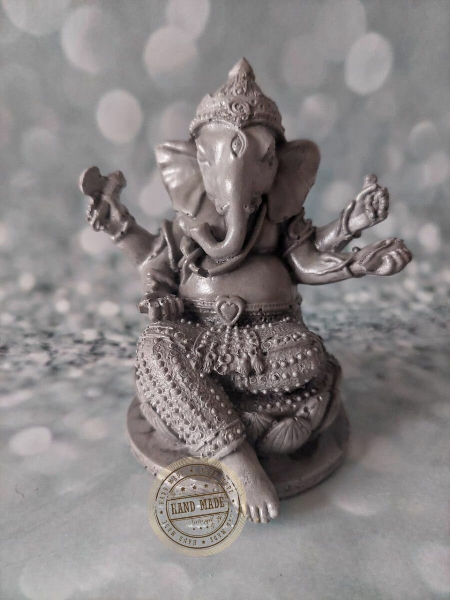 Статуэтки YOUR MAGIC 0 серый