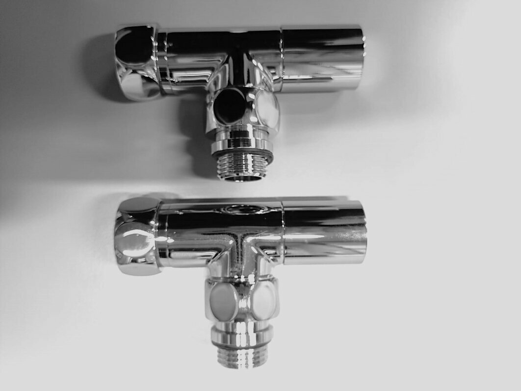 Угловой вентиль с хромированной круглой ручкой 3/4x1/2, в комплекте 2 штуки