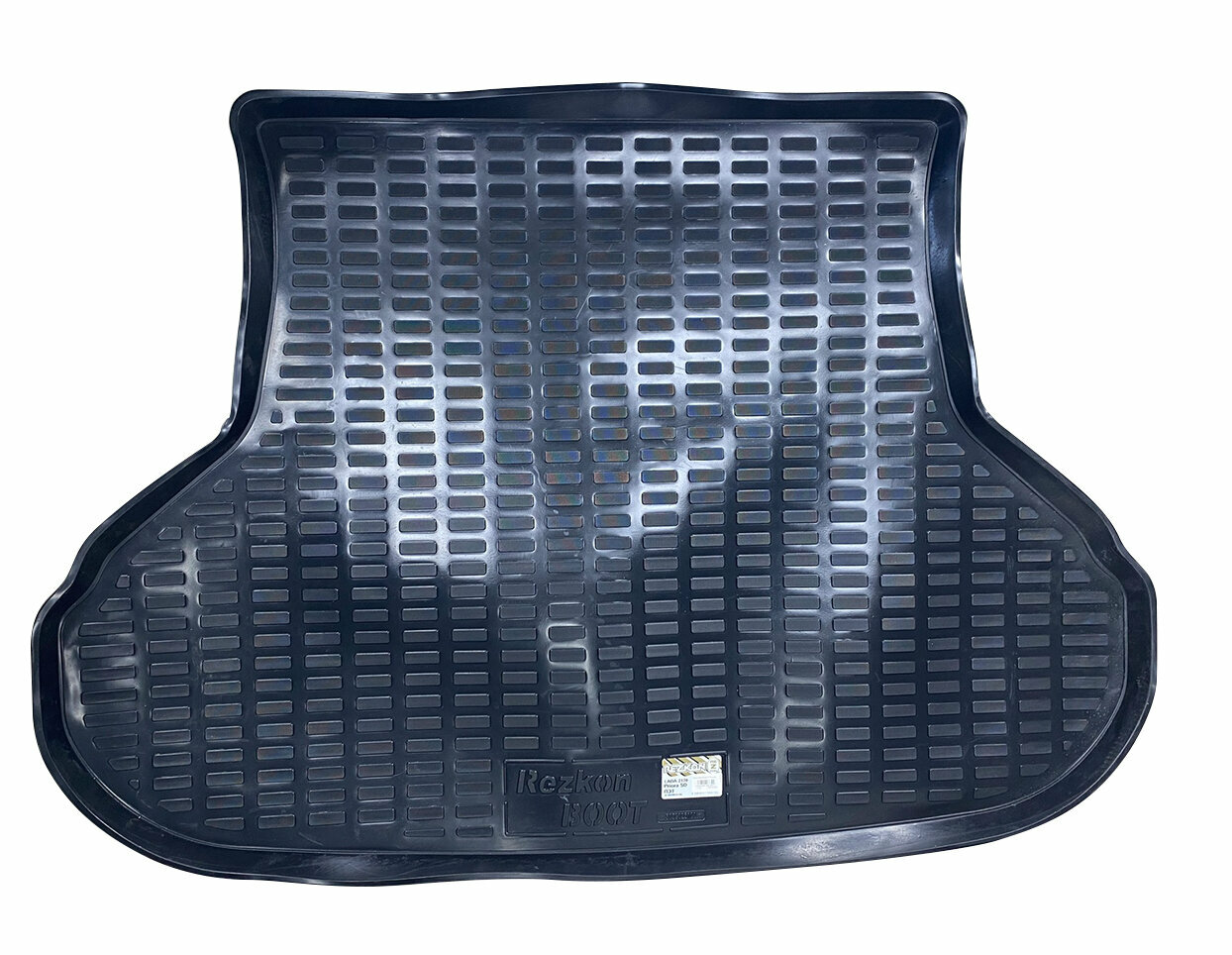 Коврик в багажник пластиковый черный для LADA 2170 Priora sd , REZKON 5039025100