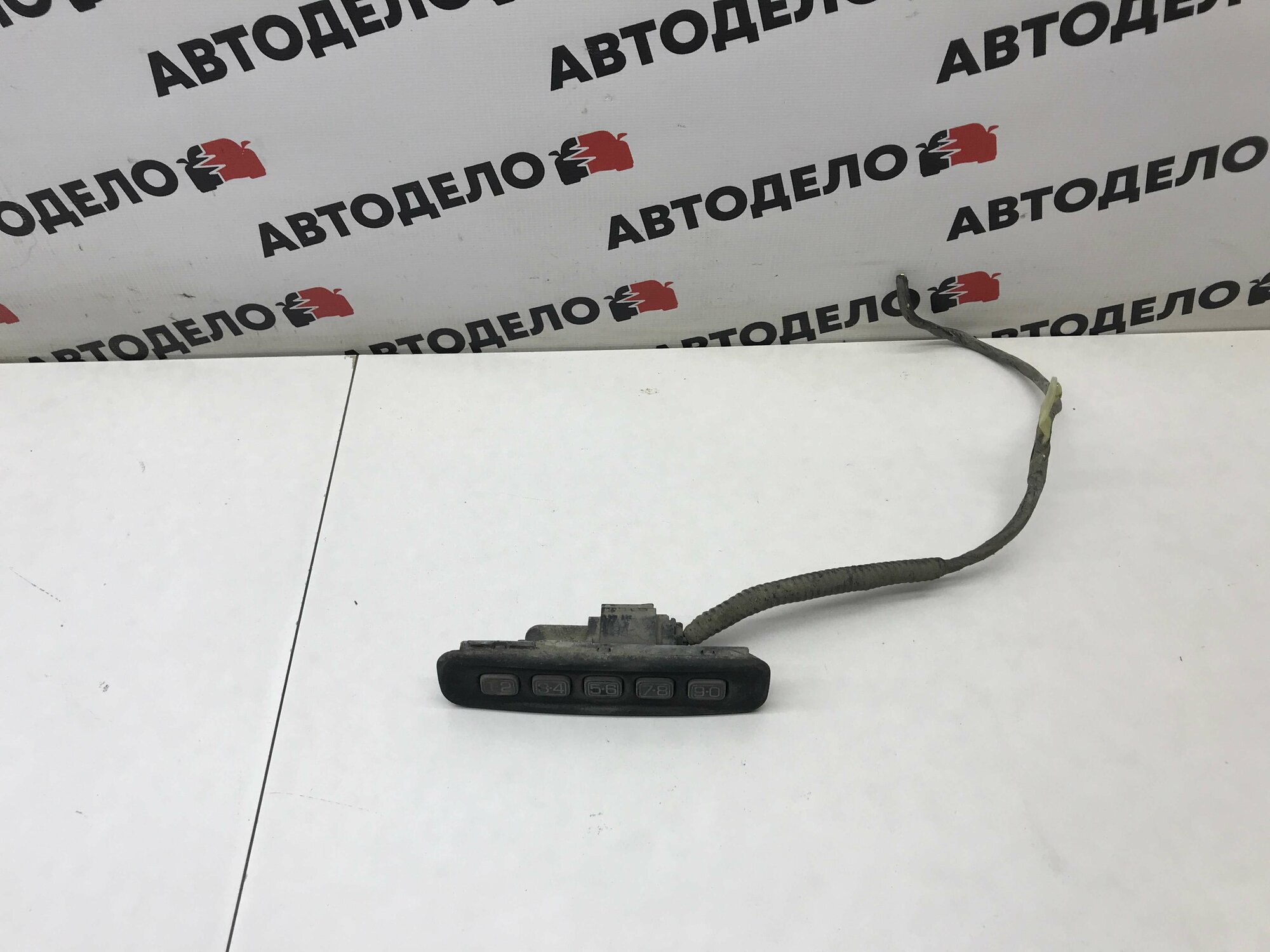 Замок двери Lincoln Town Car FN145 2001 г.в