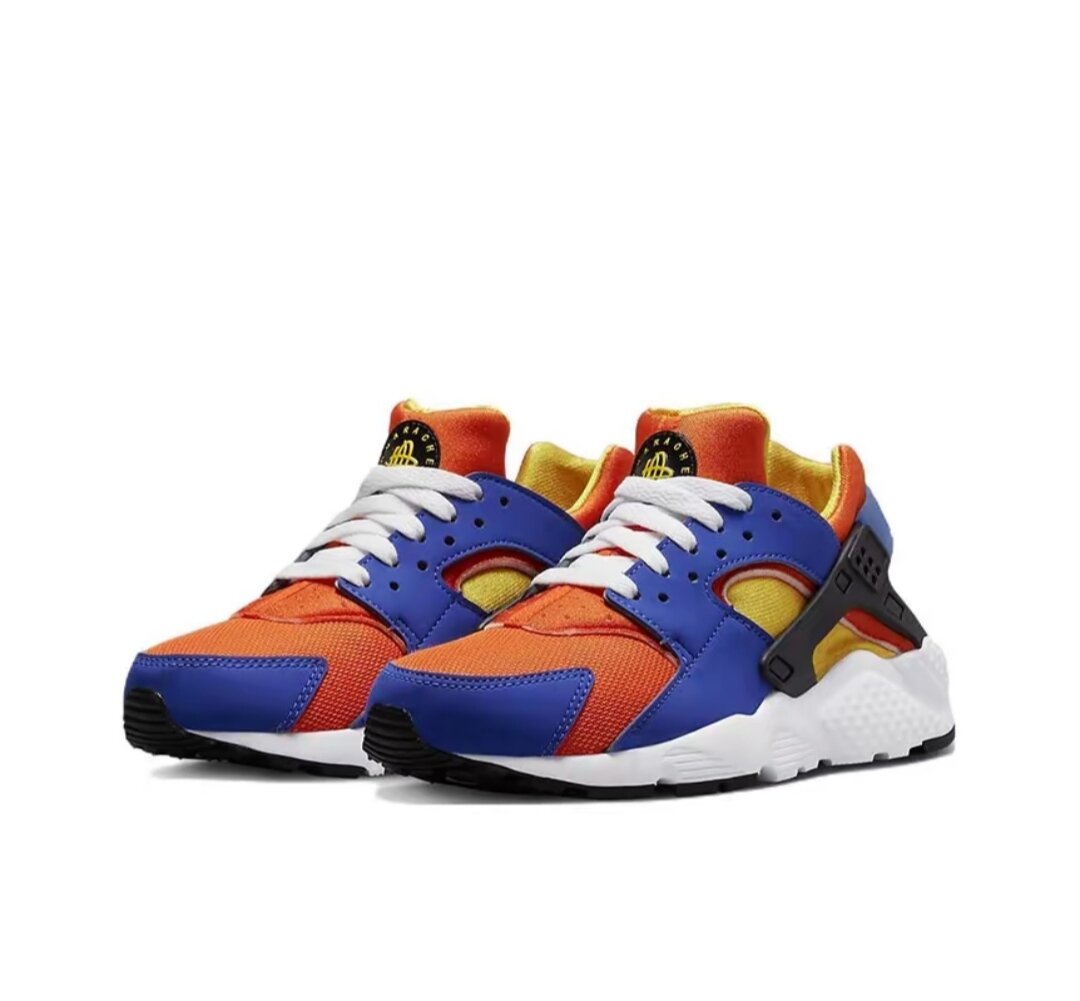 Кроссовки NIKE, размер 4.5Y US