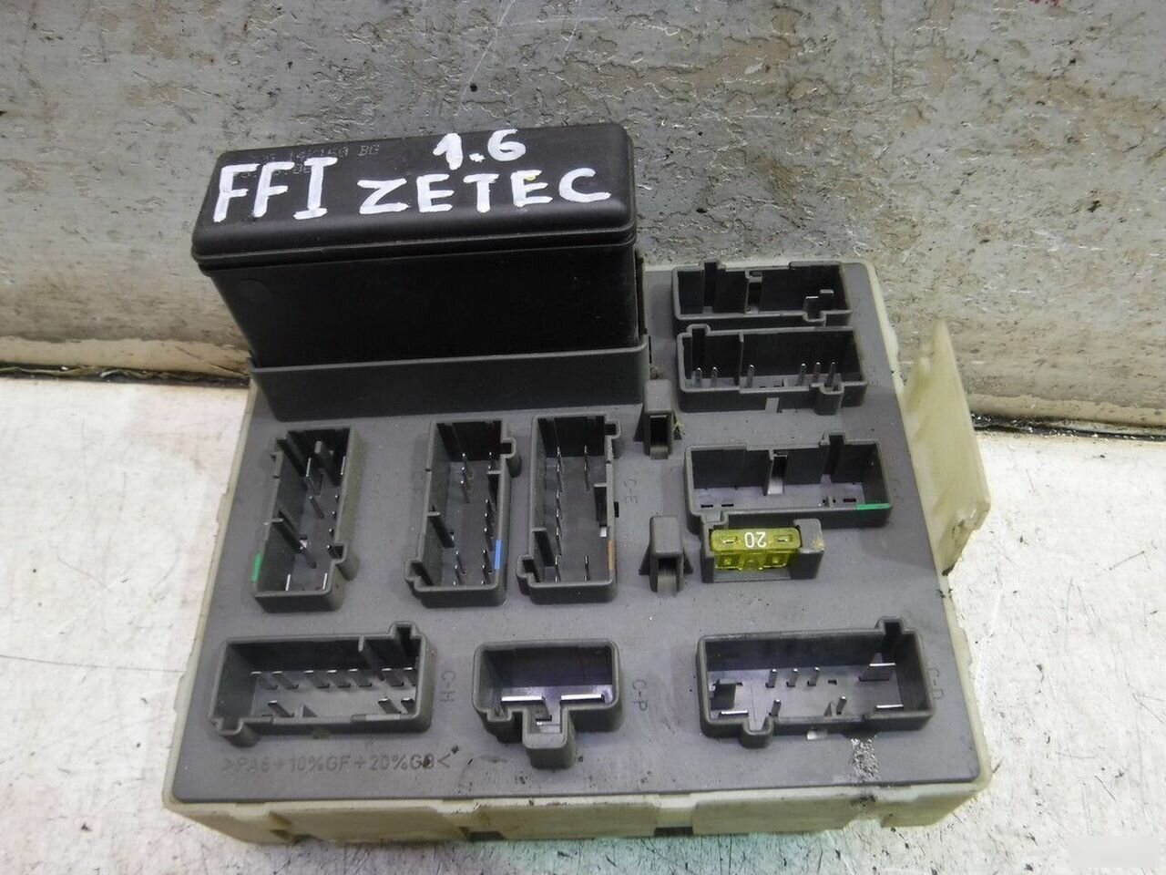 Блок предохранителей Ford Focus I (1998—2004)