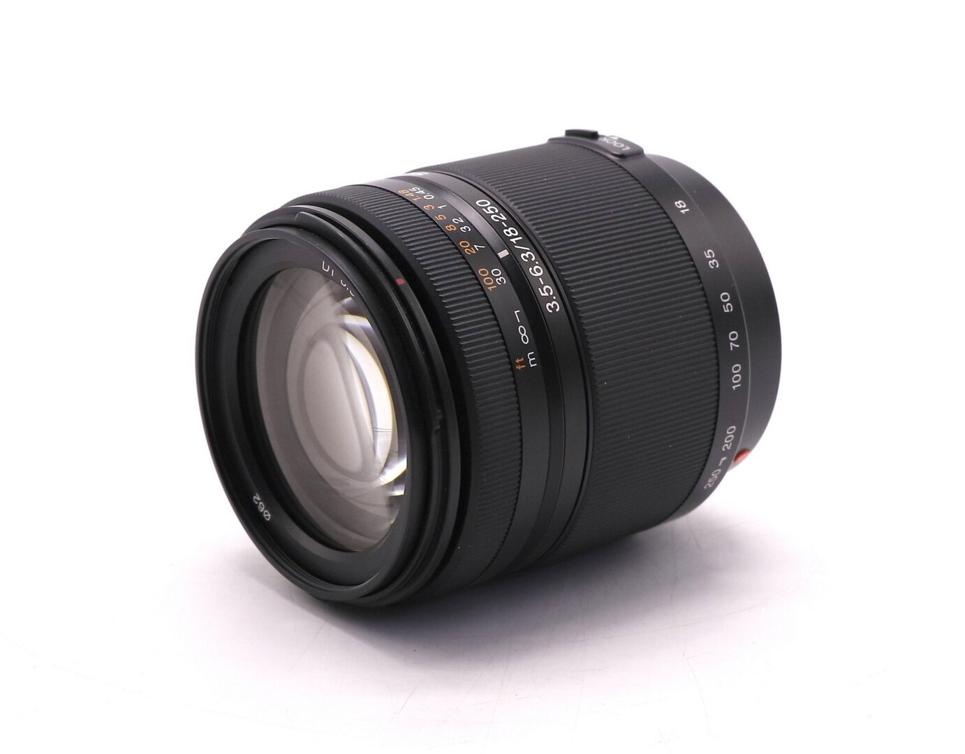 Объектив Sony DT 18-250mm f3.5-6.3 SAM (SAL-18250)