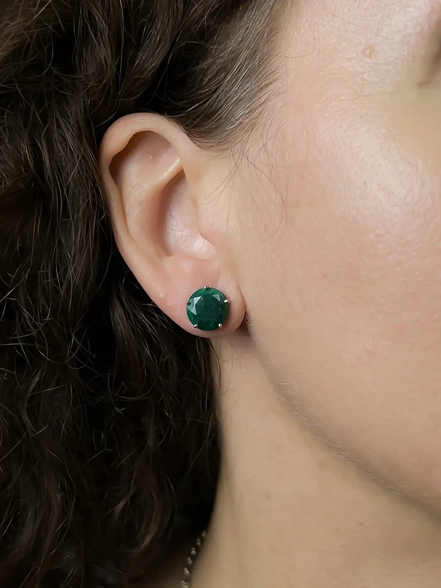 Серьги пусеты, платина, 585 проба, изумруд