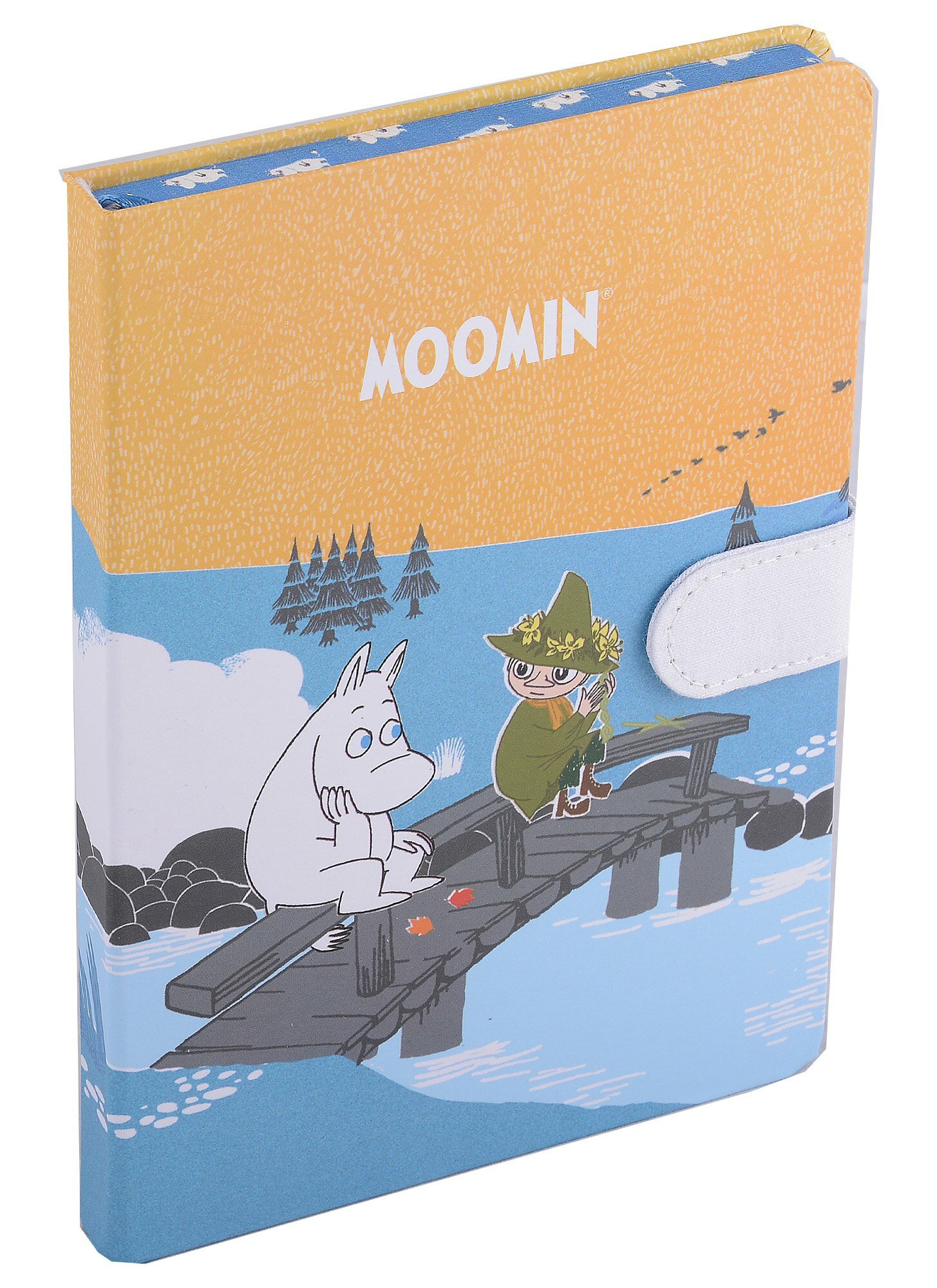 Блокнот с магнитной застежкой Moomin "Муми-тролль и Снусмумрик на мосту", 256 страниц, 13х19
