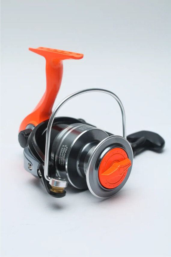 Катушка рыболовная безынерционная KAIDA EHQ 02 40 4000