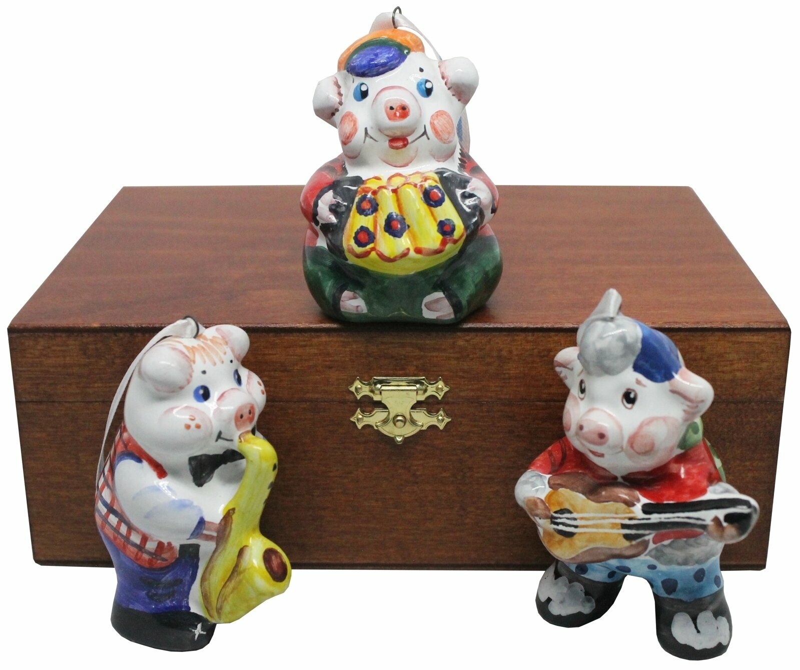 Поросята музыканты 3 штуки в деревянной коробке Набор елочных игрушек (майолика)