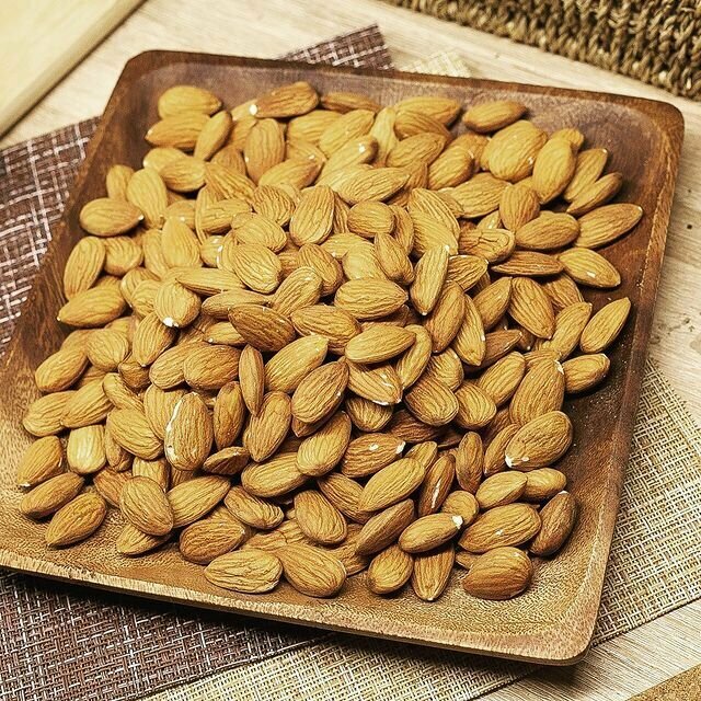 Миндаль сырой, 500 гр