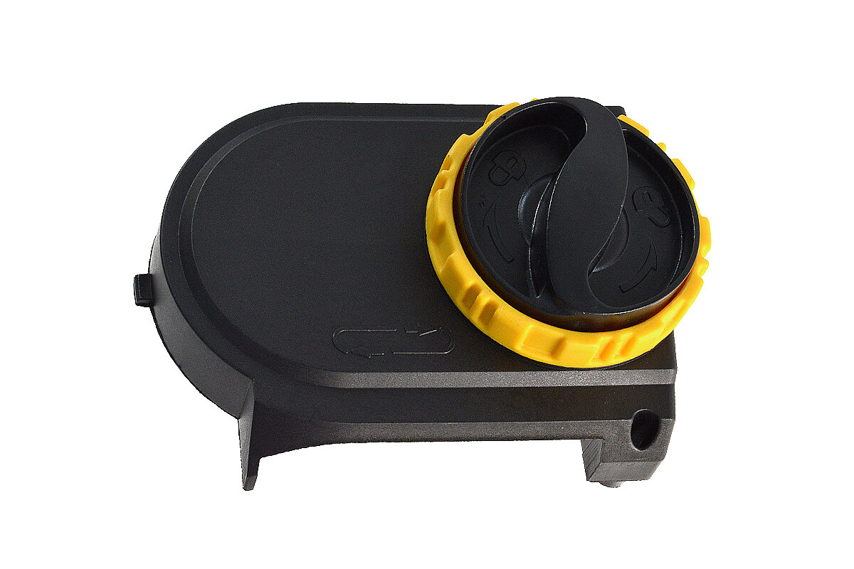 Крышка шины безинструментальное натяжение, комплект подходит для электропилы CHAMPION 420N-16