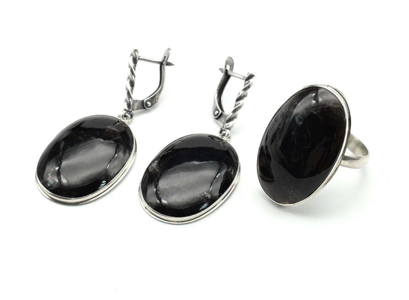 Комплект бижутерии: серьги, кольцо, морион