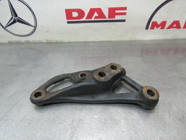 Кронштейн энергоаккумулятора заднего моста левый Scania 6-series