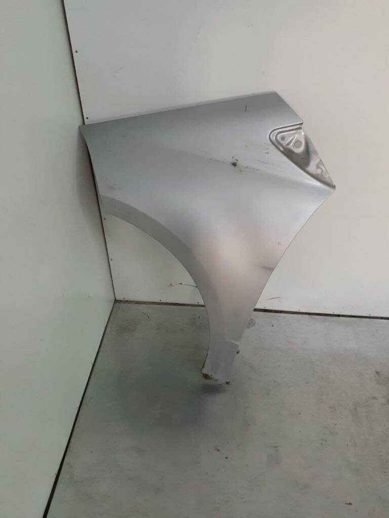 Крыло переднее левое Mercedes-Benz A W169 2004