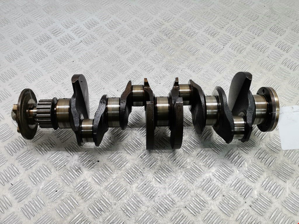 Коленвал (вал коленчатый) Citroen Xsara Picasso 0501J7 арт. 2010094
