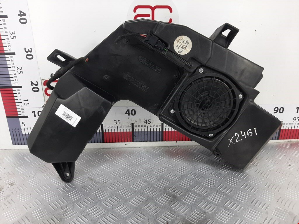 Сабвуфер Audi A4 B6 8E9035382D арт. 1708880