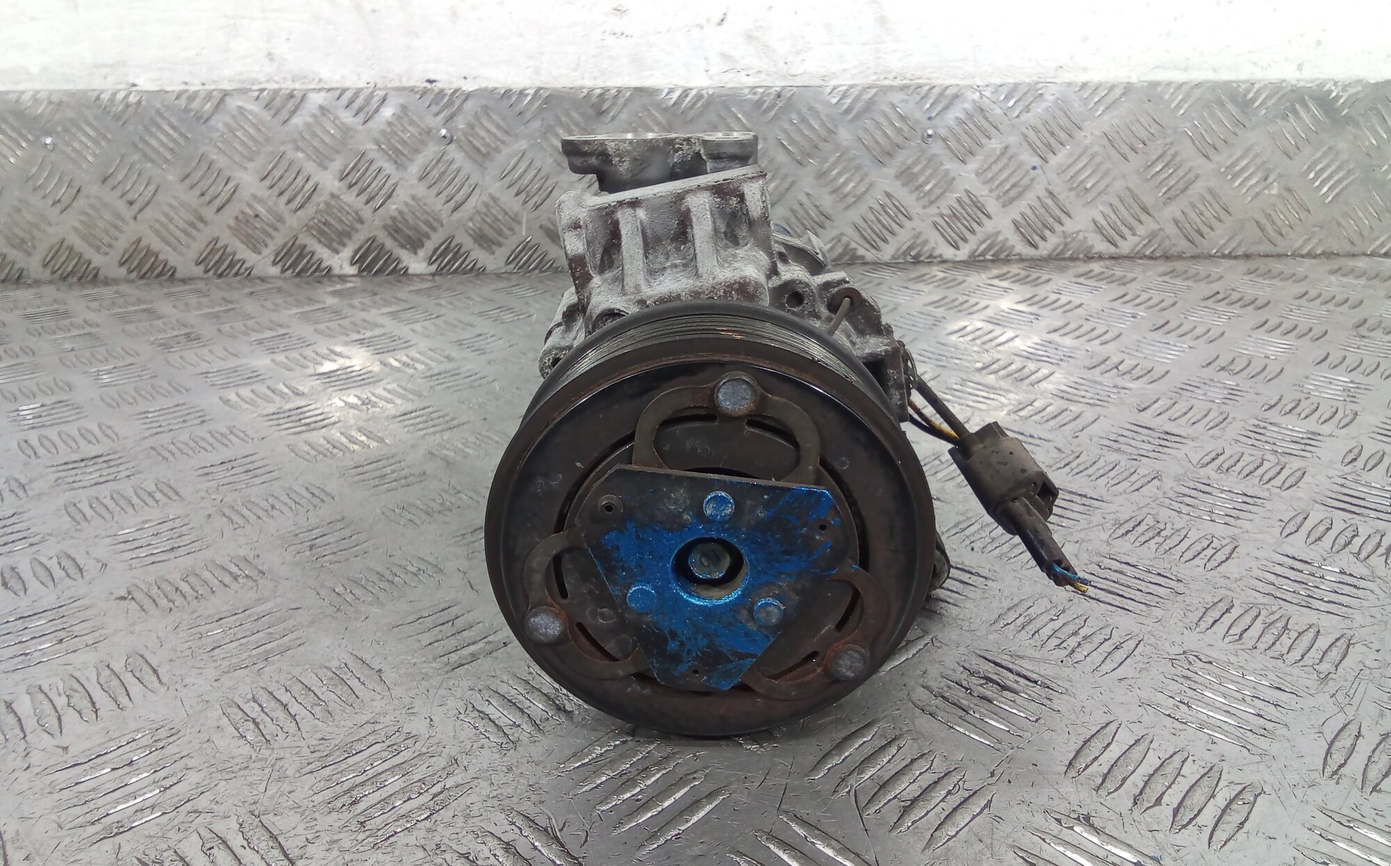 Компрессор кондиционера дизельный SUBARU FORESTER 3, Номер 73111SC001