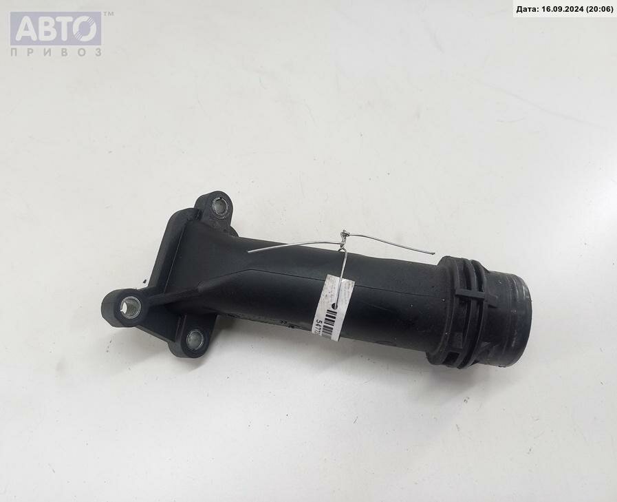 Фланец (тройник) системы охлаждения BMW 5 F10/F11 (2009-2017)