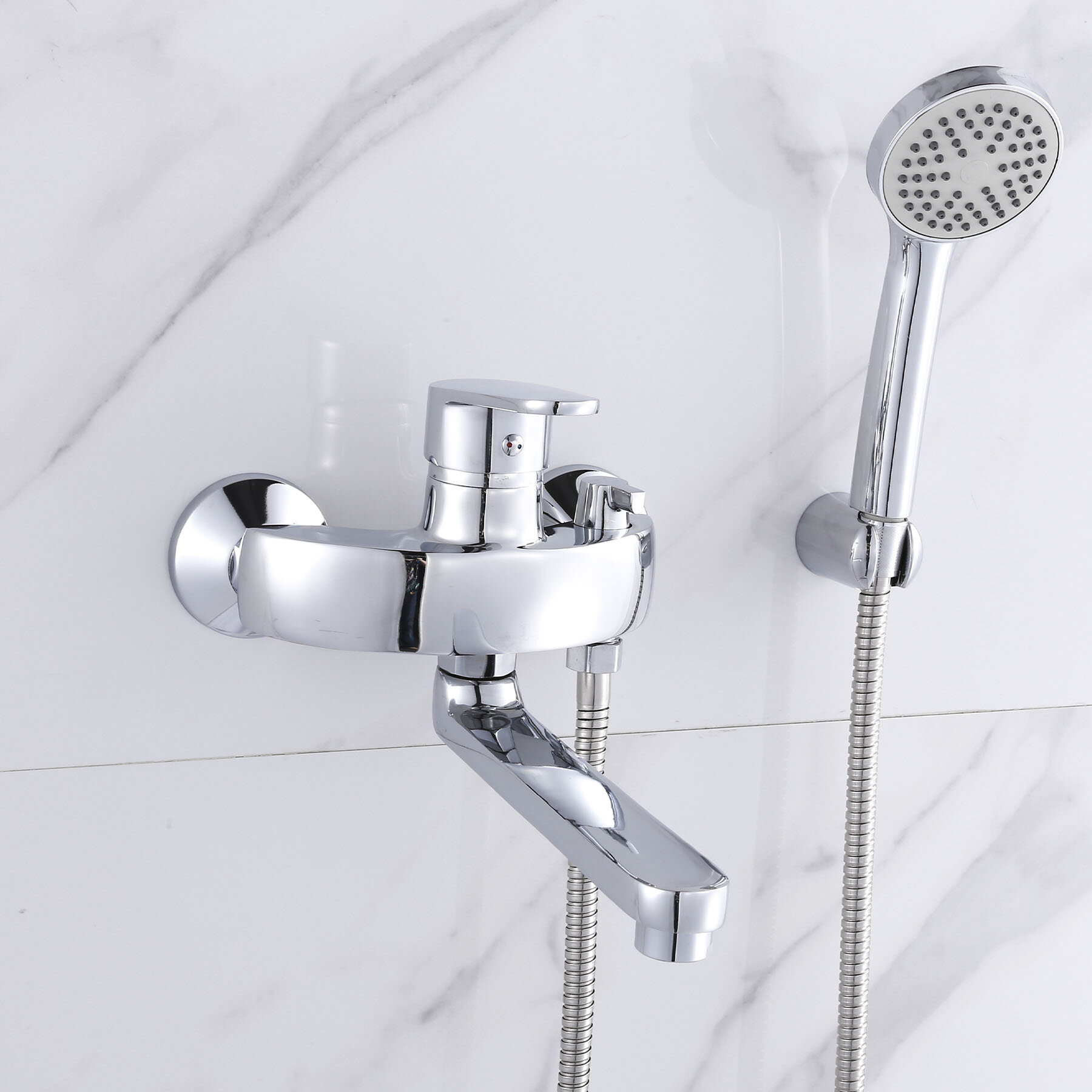 Смеситель для ванны и душа из латуни с лейкой и шлангом H30006 от бренда Hansen